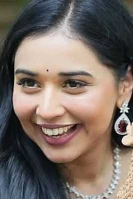 'Galti Insan Se Hoti Hai' Bigg Boss's Tanya Mittal Defends Pranit More ...