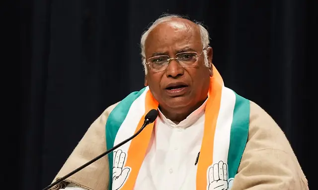 'Modi destroying India, Trump the world; both call themselves good ...