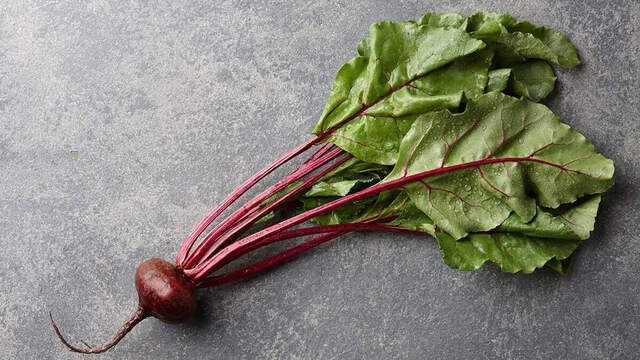 The Surprising Health Benefits of Beet Greens