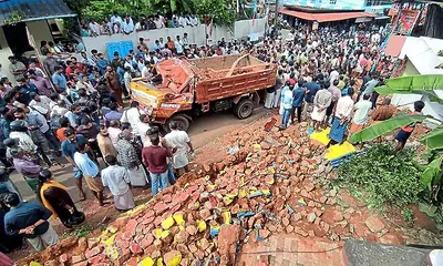 Tipper lorry runs into bus stop in Kerala, killing at least three